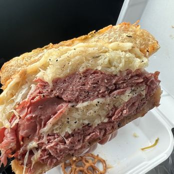 SMACKY’S ON BROADWAY - Updated August 2024 - 143 Photos & 202 Reviews ...