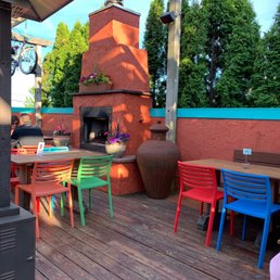 HIGHLAND HOUSE RESTAURANT - Updated December 2025 - 156 Photos & 269 ...