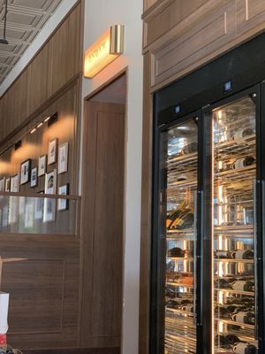 VILLAGE TAVERN - Updated September 2025 - 150 Photos & 76 Reviews ...