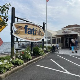 FATFISH ON THE WATER - Updated August 2025 - 489 Photos & 397 Reviews ...