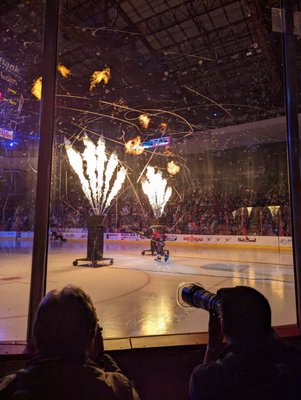 HERITAGE BANK CENTER - 164 Photos & 116 Reviews - 100 Broadway ...