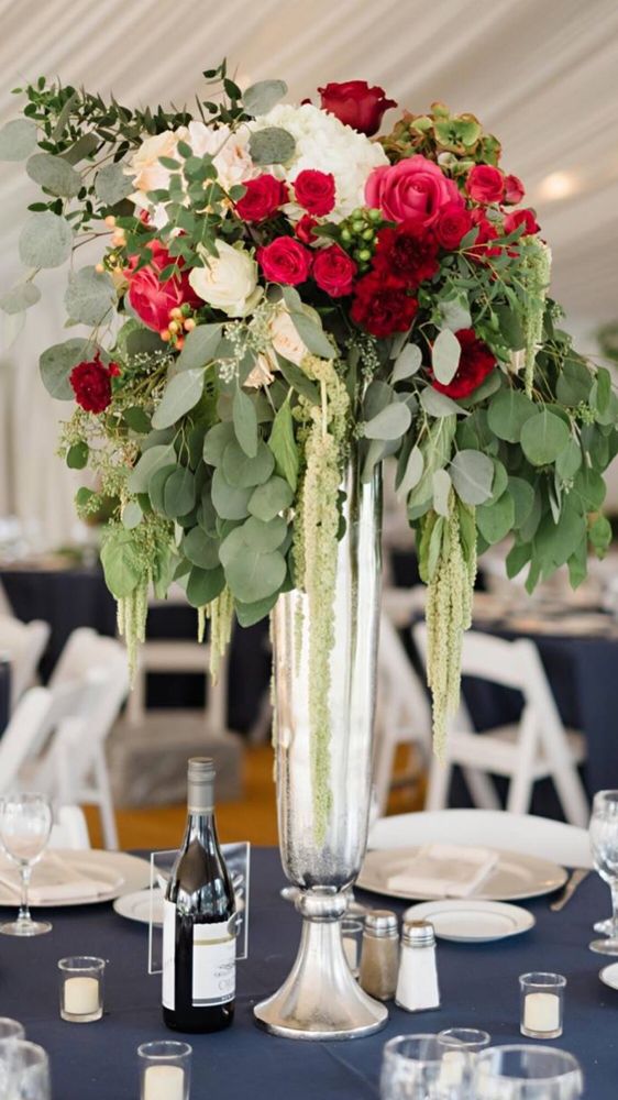 CREATIVE CUSTOM FLOWERS - Updated October 2025 - 20 Photos - 611 Larry ...