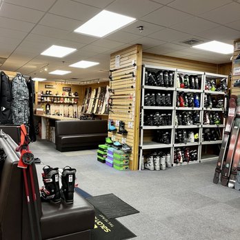 ALPINE HAUS - Updated August 2025 - 102 Photos & 54 Reviews - 942 Silas ...