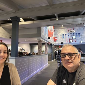 FINZ SEAFOOD & GRILL - Updated May 2024 - 934 Photos & 1088 Reviews ...