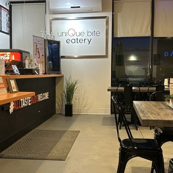 UNIQUE BITE EATERY - Updated January 2026 - 273 Photos & 559 Reviews ...