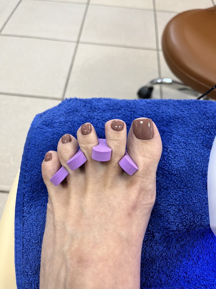 PHANTASTIC NAILS & SPA - 212 Photos & 112 Reviews - 2777 W Craig Rd ...