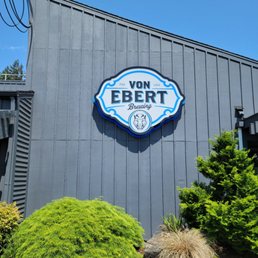 VON EBERT BREWING - GLENDOVEER - Updated December 2025 - 314 Photos ...