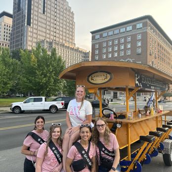 THE HANDLEBAR - Updated October 2025 - 163 Photos & 106 Reviews - 501 ...