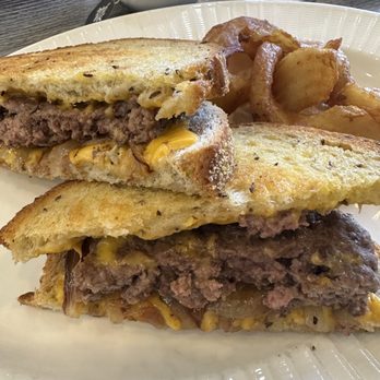 VINEYARD CAFE - Updated April 2025 - 508 Photos & 686 Reviews - 2340 E ...