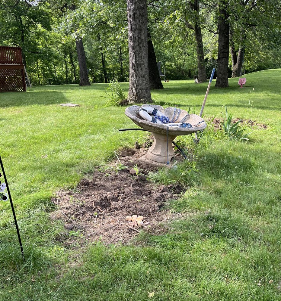 J&D LANDSCAPE - Updated May 2025 - 14 Photos - 423 W Walnut St, Chillicothe, Illinois ...