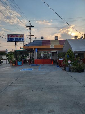 1ST STREET BURGERS - Updated March 2025 - 123 Photos & 143 Reviews ...