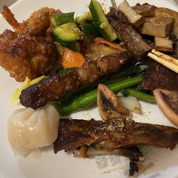 SEA & SKY FEAST BUFFET - Updated November 2024 - 306 Photos & 55 ...