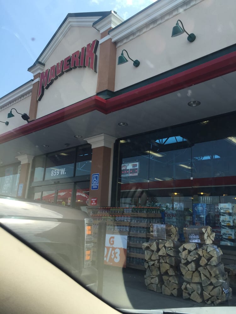 MAVERIK COUNTRY STORE # 169 - 12 S 2nd W, Rexburg, Idaho - Convenience ...