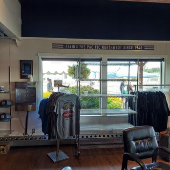 KENMORE AIR - Updated October 2025 - 224 Photos & 115 Reviews - 6321 NE ...