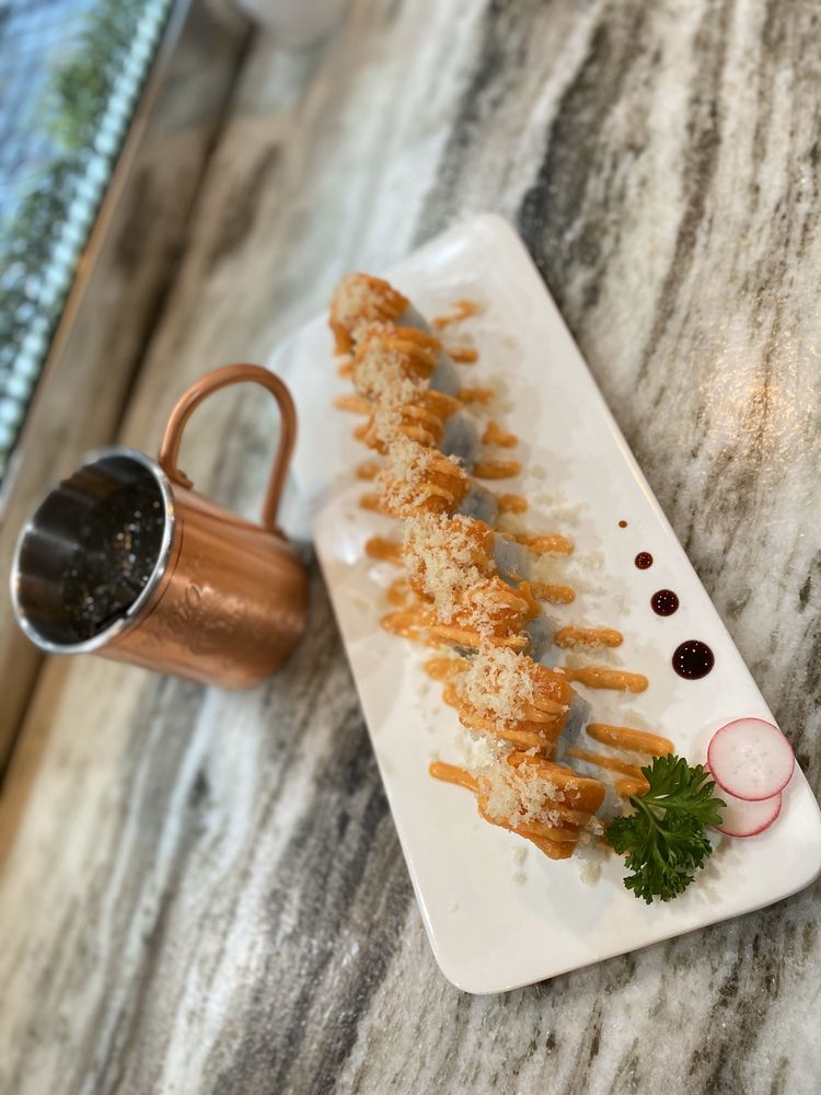 JIN’S SUSHI SEAFOOD & BAR - 324 Photos & 194 Reviews - 7401 W Barnard ...