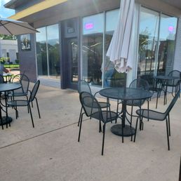 DU LIT - Updated July 2025 - 50 Photos & 39 Reviews - 101 W Broadway St ...