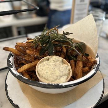 DERU MARKET - Updated June 2025 - 2297 Photos & 1960 Reviews - 723 9th ...