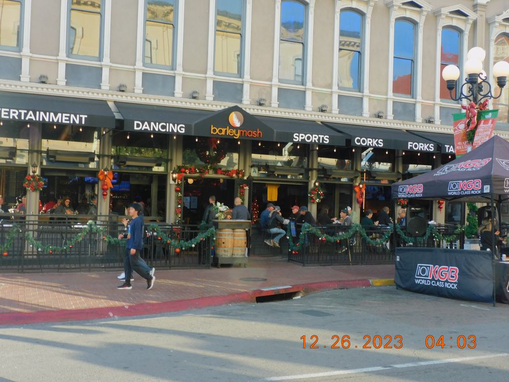 101KGB SAN DIEGO’S CLASSIC ROCK - Updated October 2025 - 43 Reviews ...