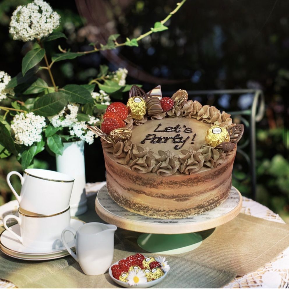 CAKE BOX - Updated July 2025 - 583 Westgate Road, Newcastle Upon Tyne ...