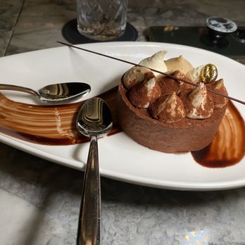 THE COMMODORE - Updated May 2024 - 158 Photos & 55 Reviews - 3300 SW ...