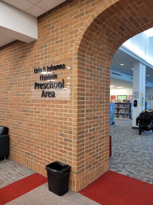 WALLINGFORD PUBLIC LIBRARY - Updated December 2025 - 76 Photos & 25 ...