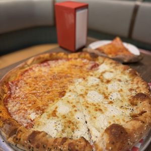 CASANO’S PIZZA PARLOR - Updated April 2025 - 32 Photos & 30 Reviews - 8 ...