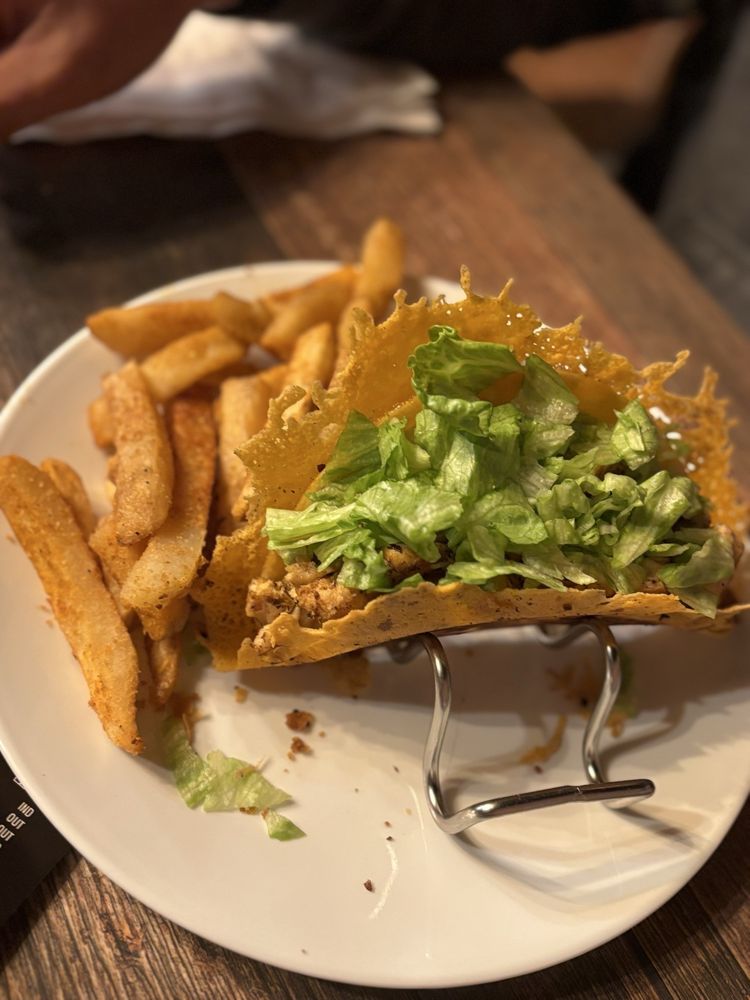 THE RUSTY GATOR - Updated September 2025 - 17 Photos & 21 Reviews ...