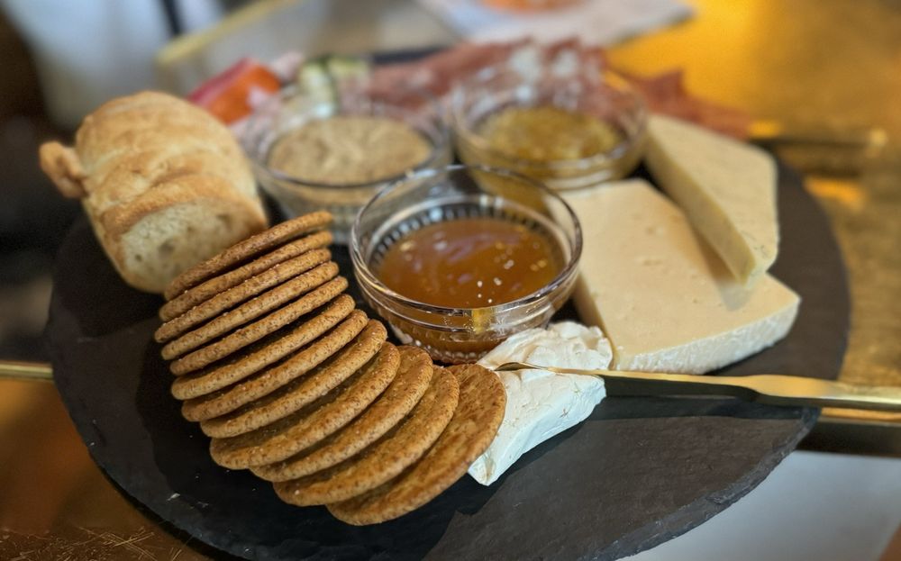 THE SPECTATOR HOTEL - Updated January 2026 - 344 Photos & 127 Reviews ...