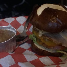 PATRIOTS GRILL - Updated April 2025 - 39 Photos & 90 Reviews - 7313 ...