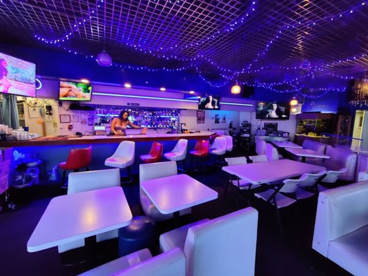 BLUE RIBBON BAR & GRILL - Updated August 2024 - 332 Photos & 109 ...