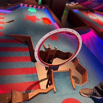 PUTTSHACK - SCOTTSDALE - Updated September 2025 - 422 Photos & 298 ...