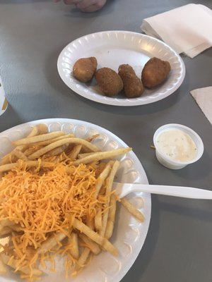 WHIPPY-DIP - Updated October 2025 - 10 Photos & 36 Reviews - 140 S Main ...