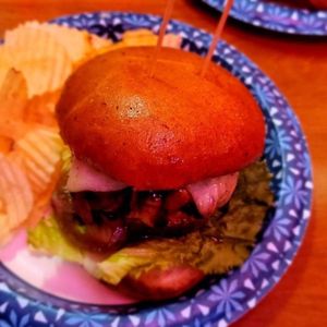 THE TURF CLUB - 598 Photos & 837 Reviews - Burgers - 4618 Eastern Ave ...