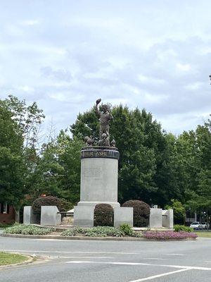 MONUMENT AVENUE - Updated October 2024 - 70 Photos & 20 Reviews - 3321 ...