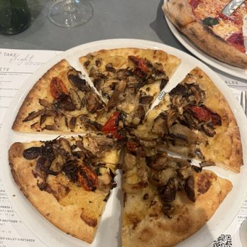 SIXTY VINES - Updated May 2025 - 443 Photos & 211 Reviews - 11905 ...