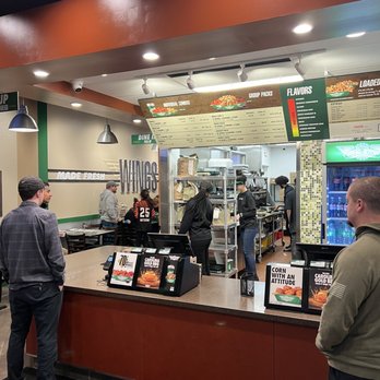 WINGSTOP - Updated December 2025 - 27 Photos & 25 Reviews - 10 Old ...