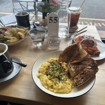 SUNDAY MOTOR CO CAFE - Updated July 2024 - 383 Photos & 172 Reviews ...