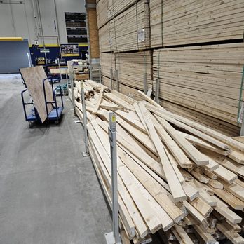 LOWE’S HOME IMPROVEMENT - Updated December 2025 - 84 Photos & 41 ...