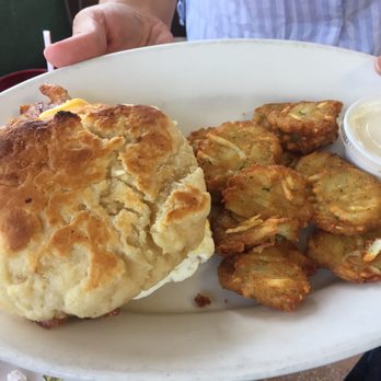 FRANKS A LOT - Updated December 2025 - 18 Photos & 33 Reviews - 2380 ...