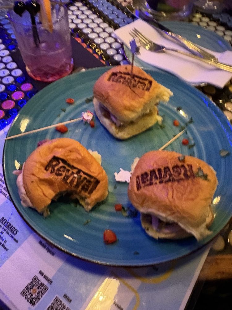 REVIVAL BAR RESTAURANT - Updated August 2025 - 359 W 54th St, New York ...