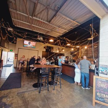 BOOTLEGGER’S BREWERY - Updated October 2025 - 878 Photos & 924 Reviews ...