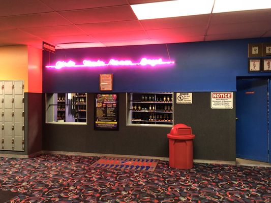 ROLLARAMA SKATING CENTER - Updated May 2026 - 19 Photos & 13 Reviews ...