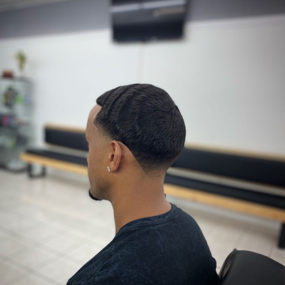 REFINED CUTS BARBERSHOP - Updated May 2026 - 14 Photos - 5911 Johnson ...