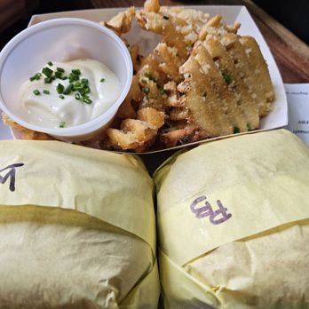 PLEASURE BURGER - Updated September 2024 - 124 Photos & 136 Reviews ...