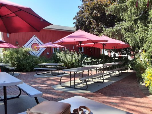 WHITE TURKEY DRIVE-IN - 93 Photos & 98 Reviews - 388 E Main Rd ...