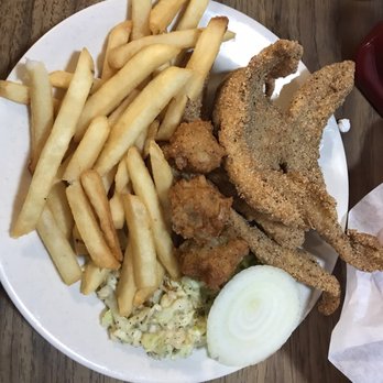 PICKWICK CATFISH FARM - Updated August 2025 - 12 Photos & 21 Reviews ...