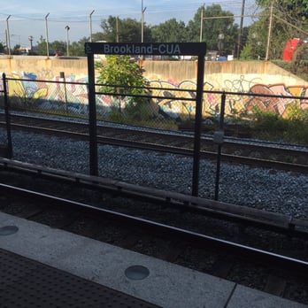 BROOKLAND-CUA METRO STATION - Updated September 2024 - 25 Photos & 13 ...