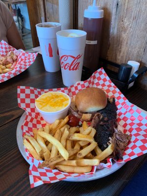 THE SMOKIN PIG - 32 Photos & 43 Reviews - 1696 Evergreen Rd, Anderson ...