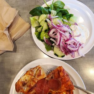 ROUND TABLE PIZZA - 130 Photos & 235 Reviews - Pizza - 13771 Newport ...