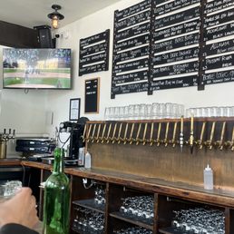 THE CRAFTY FOX ALE HOUSE - Updated July 2025 - 450 Photos & 296 Reviews ...